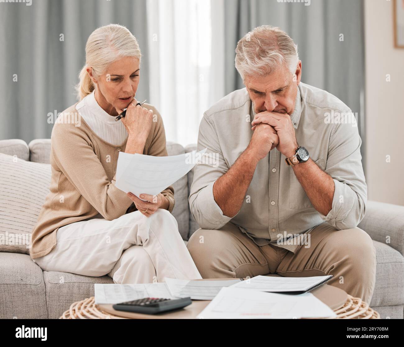 Worried family planning hi-res stock photography and images - Alamy