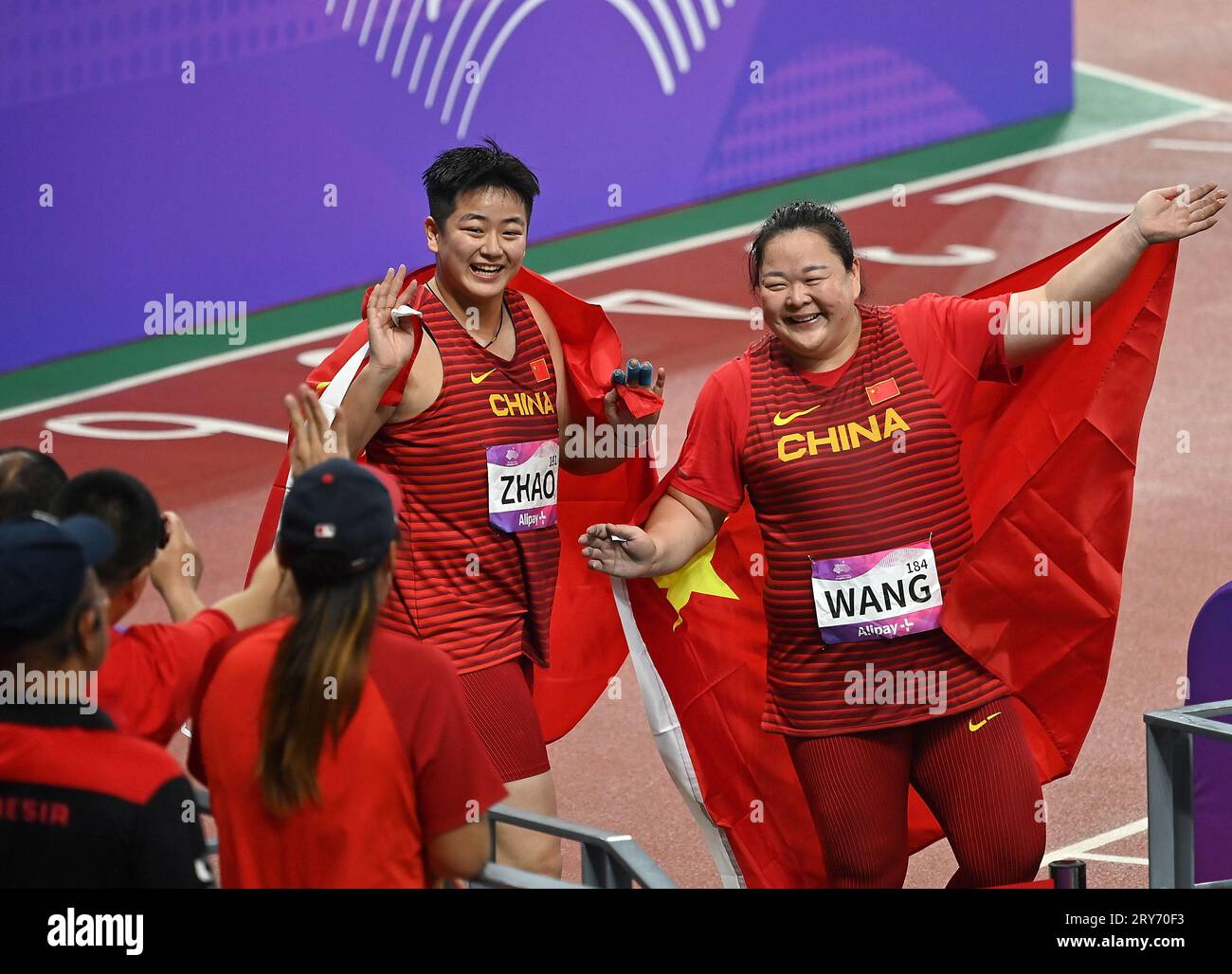 Hangzhou, China's Zhejiang Province. 29th Sep, 2023. Gold medalist Wang ...