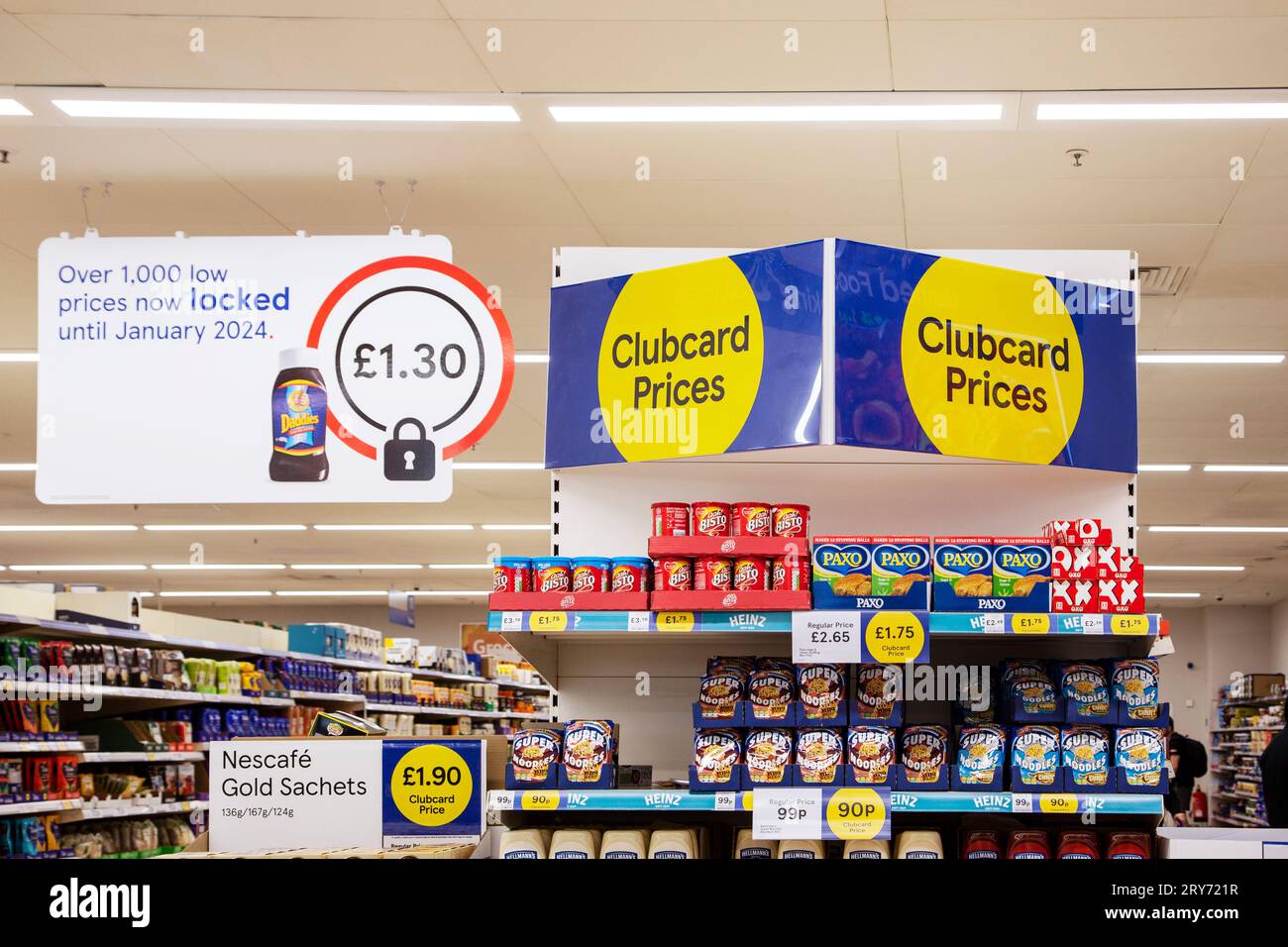 Tesco supermarket aisle 2023 hi-res stock photography and images - Alamy