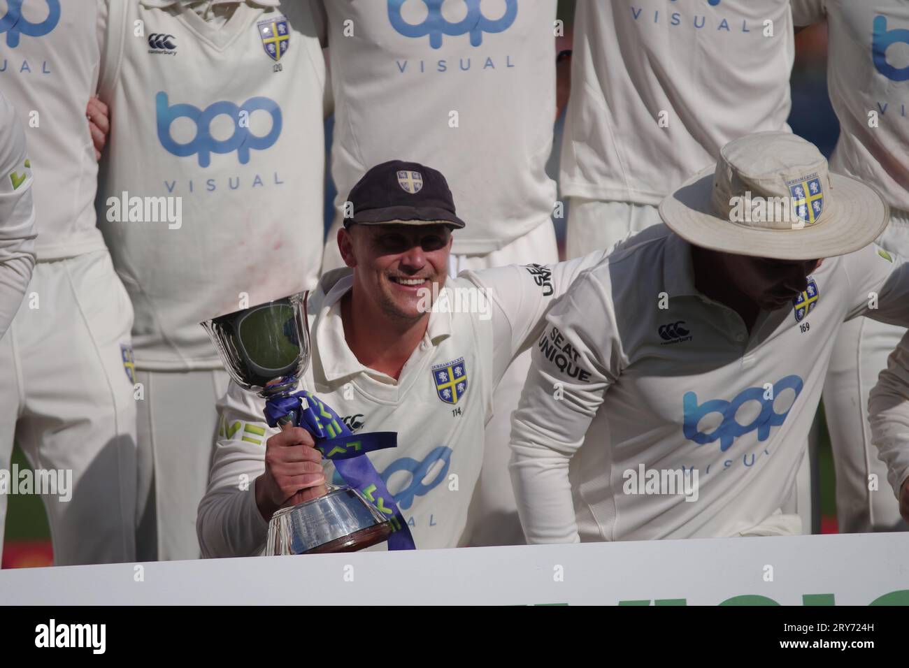 First division trophy hi-res stock photography and images - Alamy