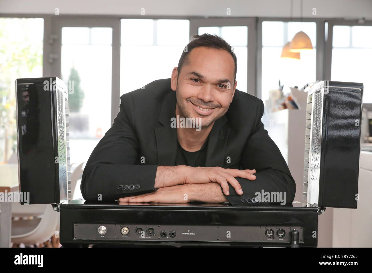 Piano numérique hi-res stock photography and images - Alamy