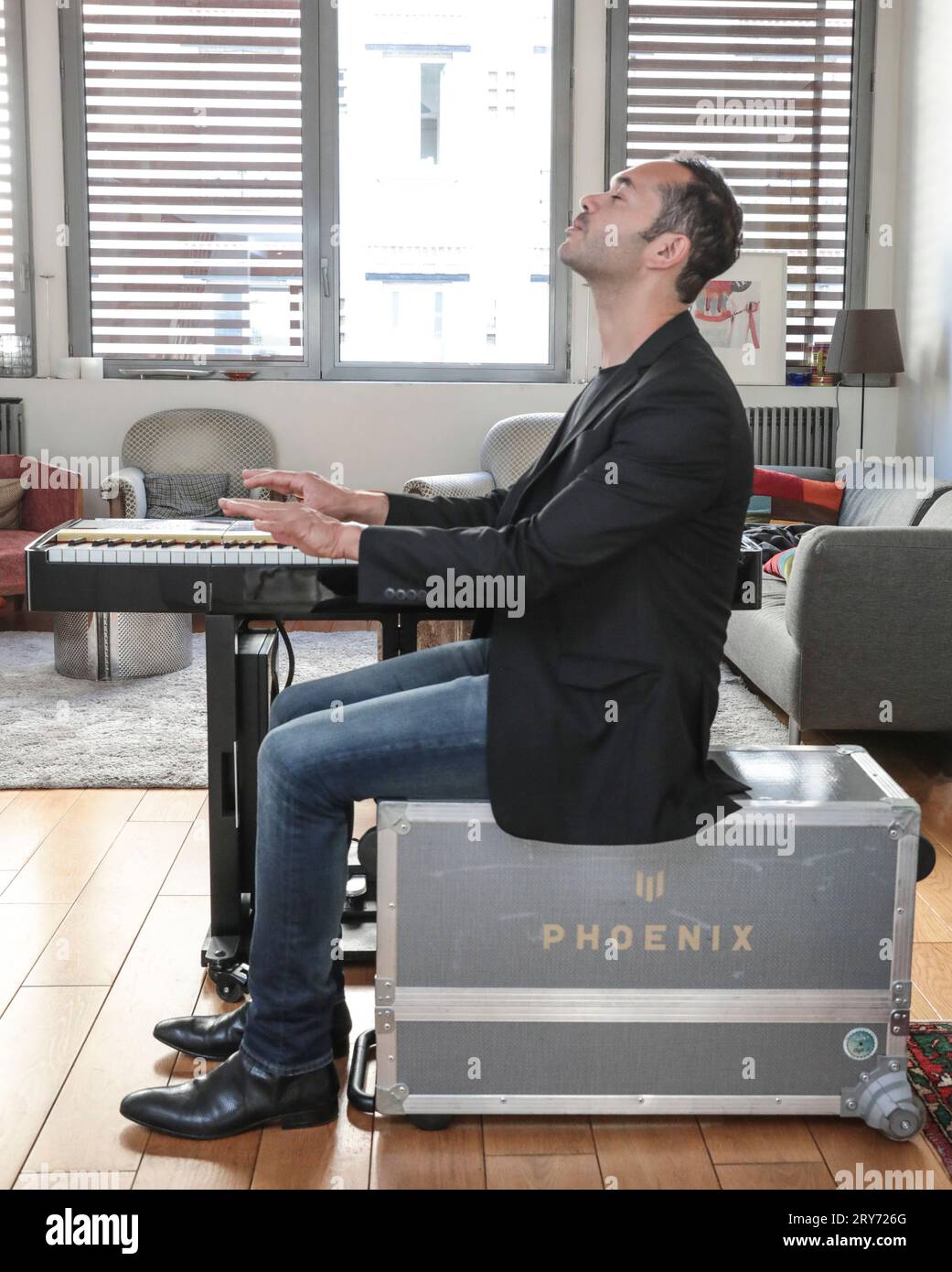 Piano numérique hi-res stock photography and images - Alamy