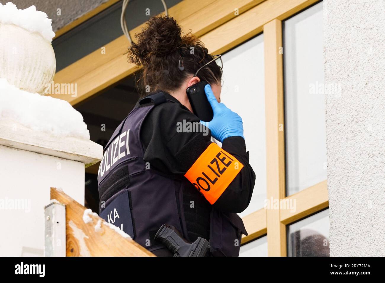 Symbolfotos: BFE-Beamte Beweissicherungs- und Festnahmeeinheit bei ...