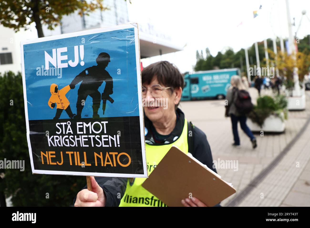 Nej symbol hi-res stock photography and images - Alamy