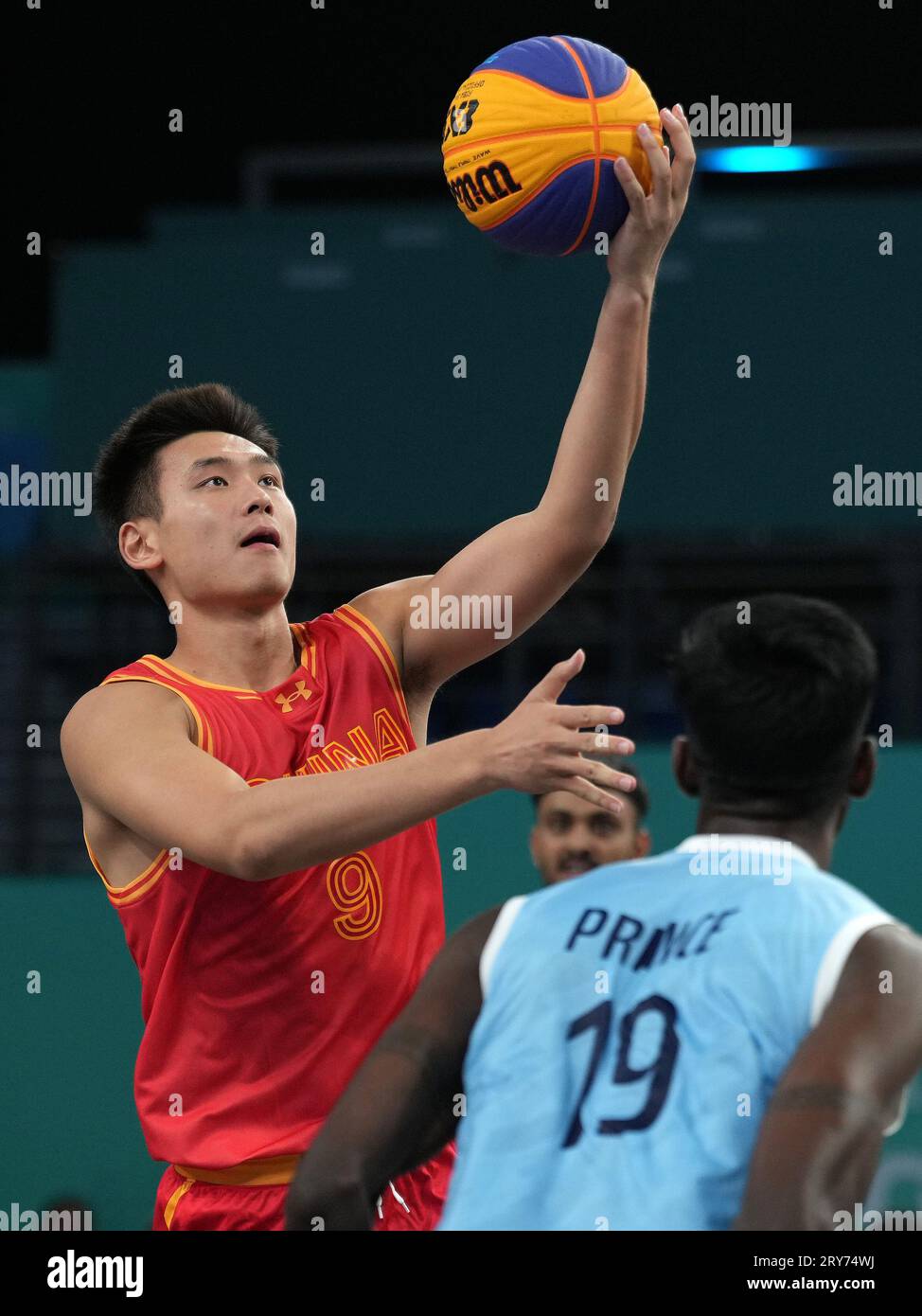 Hangzhou, China's Zhejiang Province. 29th Sep, 2023. Lu Pengcheng (L ...