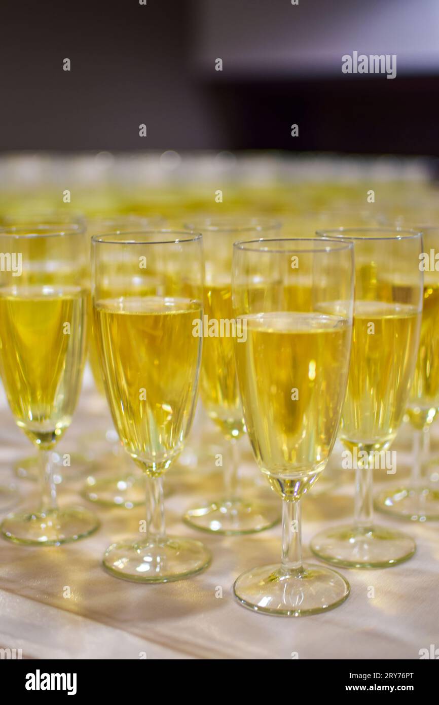 Chamapgne glasses hi-res stock photography and images - Alamy