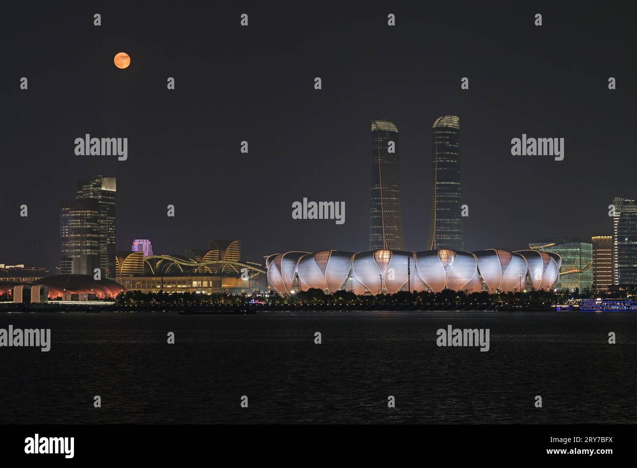 Hangzhou, China's Zhejiang Province. 29th Sep, 2023. A full moon is ...
