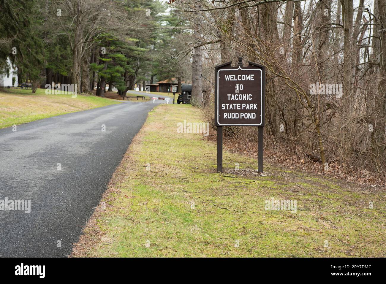 A sign for taconic state park at rudd pond and entrance in millerton ...