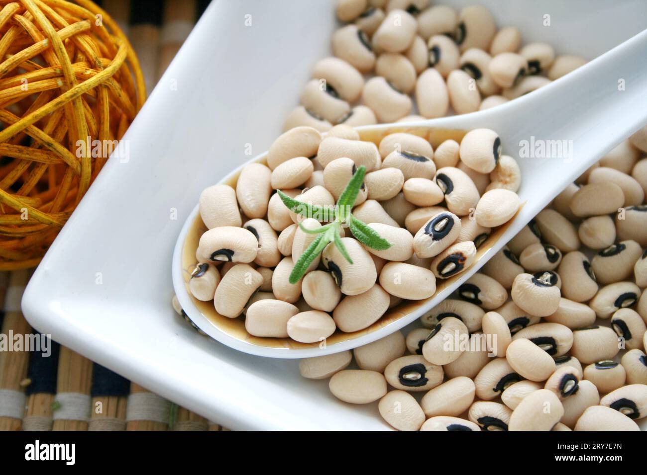 Eye beans hi-res stock photography and images - Alamy