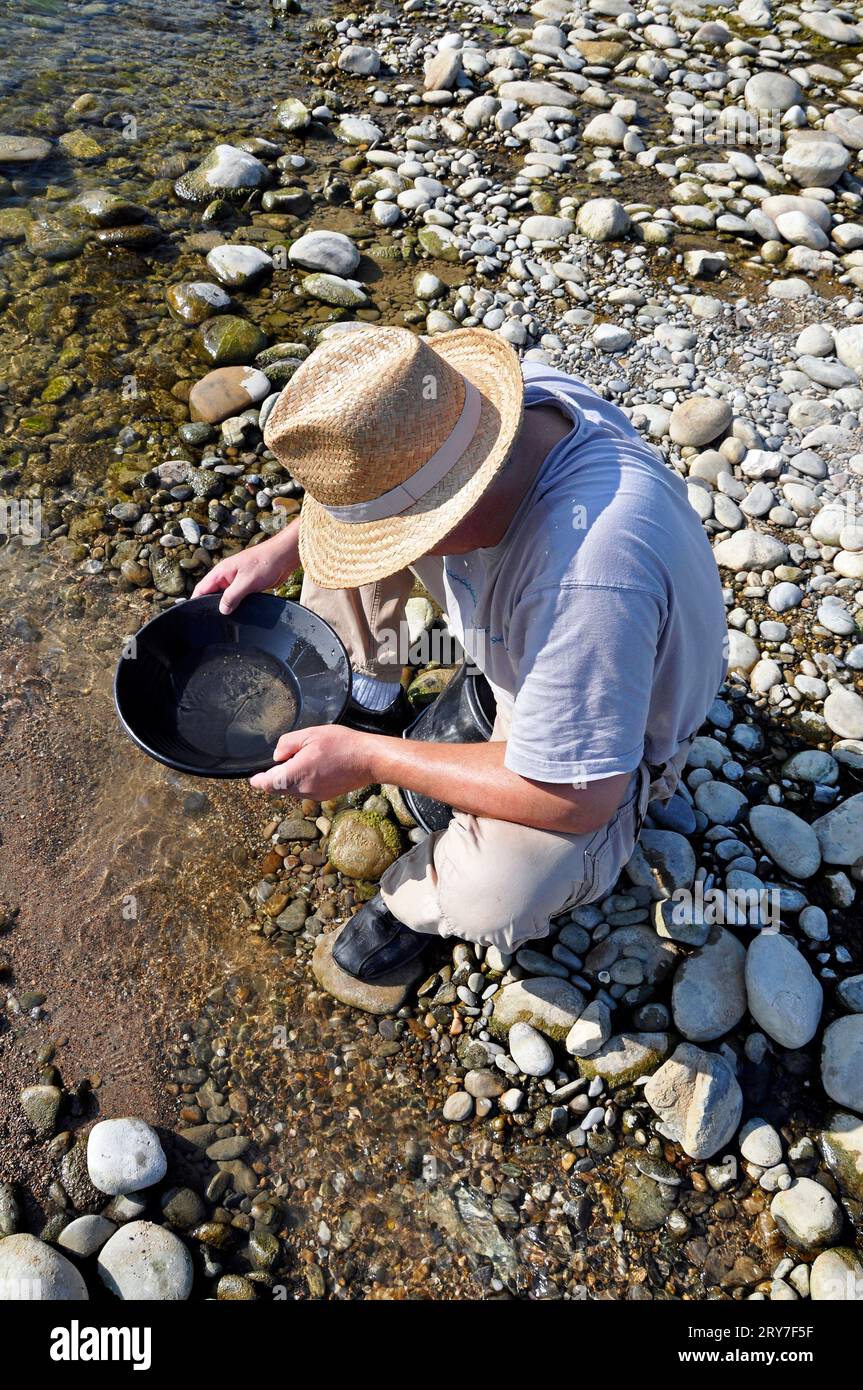 Gold digger hi-res stock photography and images - Alamy