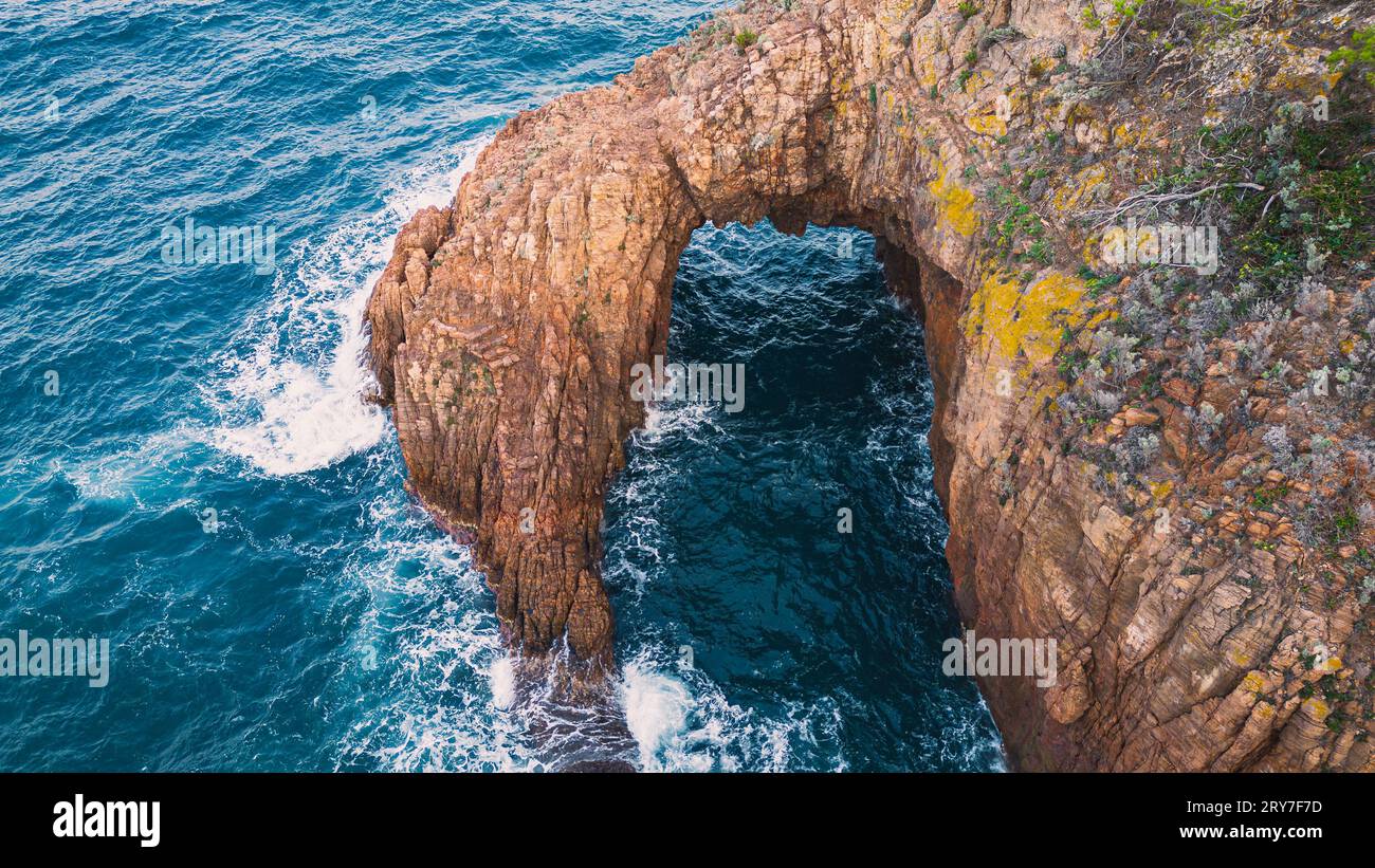 Massif de l'Esterel -Theoule sur Mer -Pointe de l'Aiguille. Esterel ...