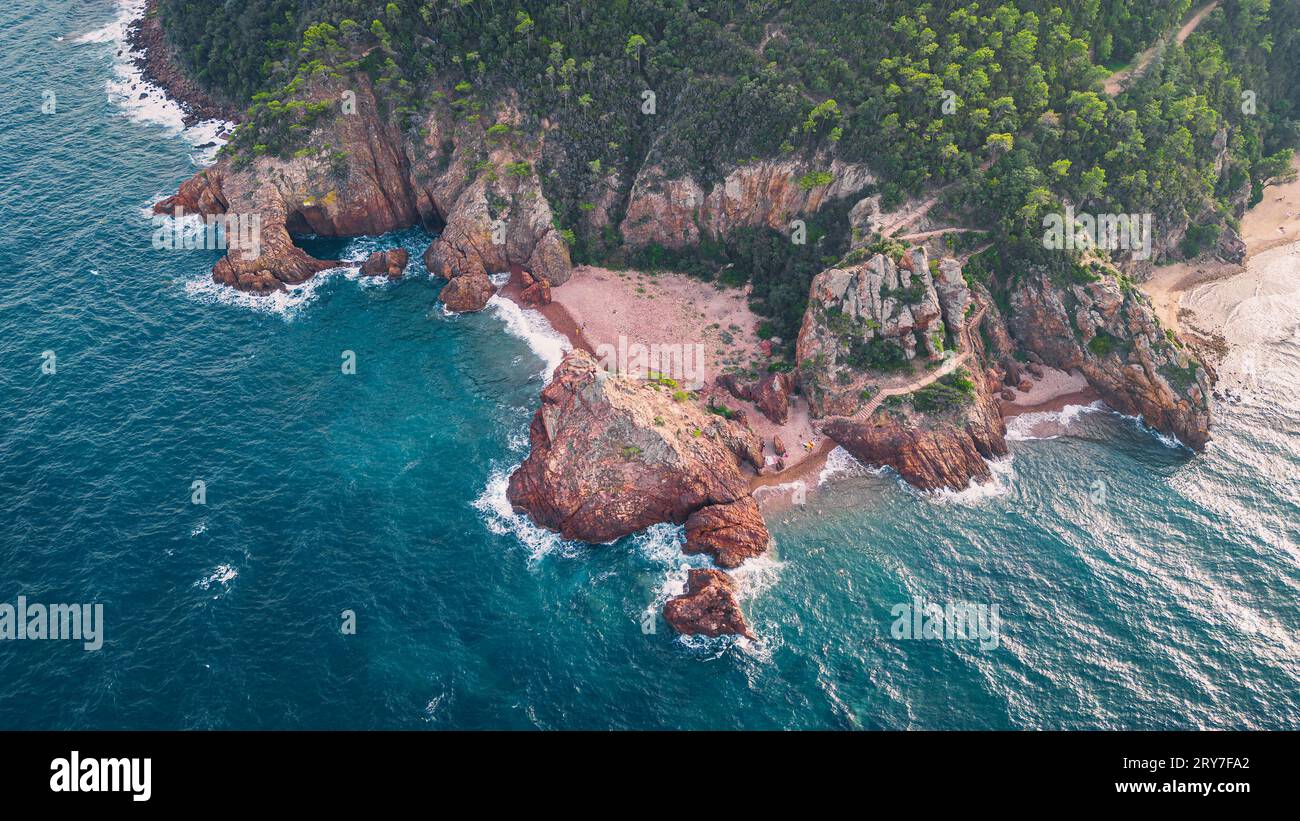 Massif de l'Esterel -Theoule sur Mer -Pointe de l'Aiguille. Esterel ...