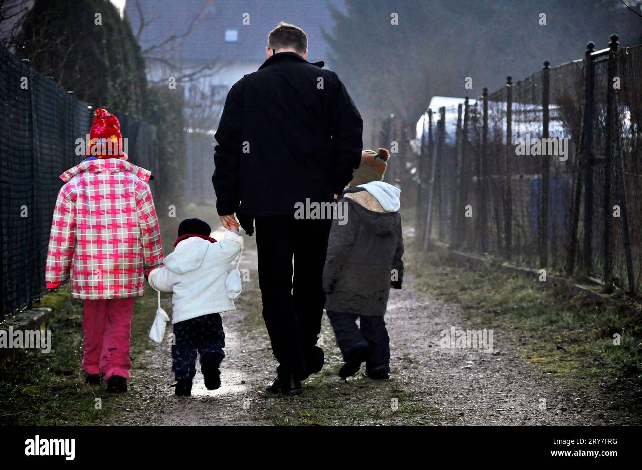 Single parent hi-res stock photography and images - Alamy