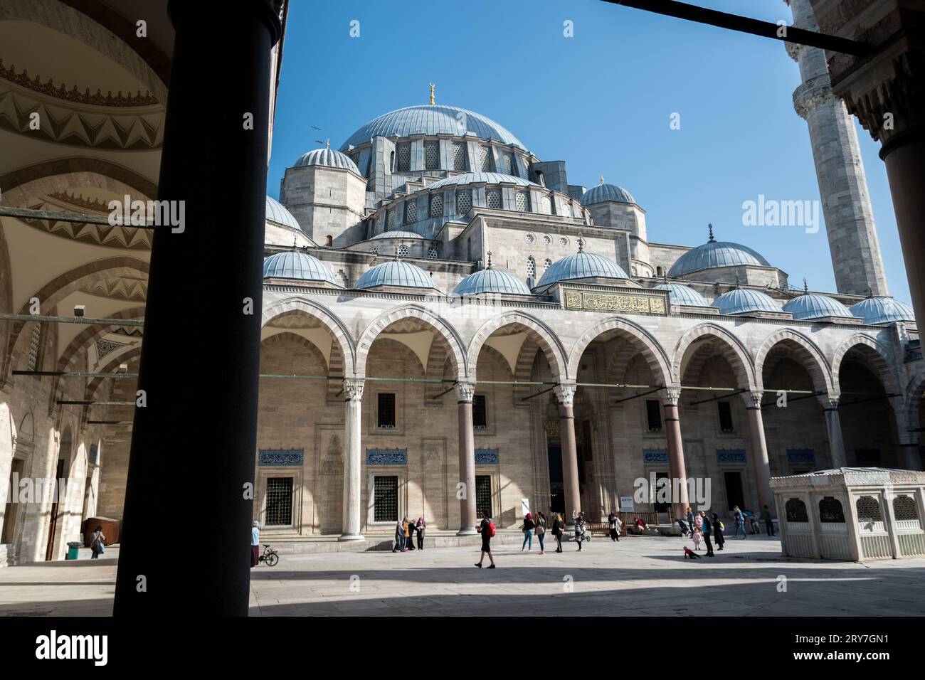 suleymaniye mosque, otoman architecture, istanbul Stock Photo - Alamy