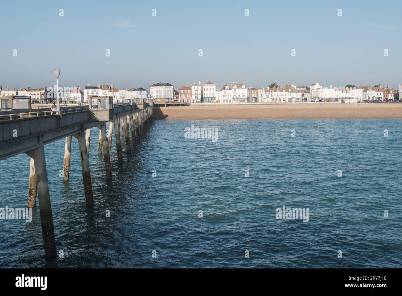 Quaint seafront architecture hi-res stock photography and images - Alamy