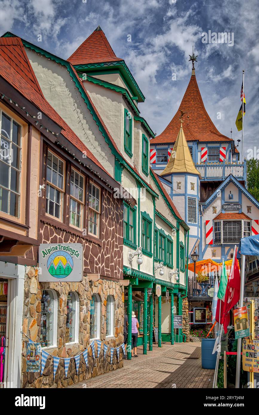 Georgia helen german alpine village hi-res stock photography and images ...