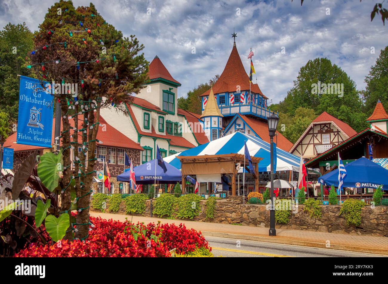Georgia helen german alpine village hi-res stock photography and images ...