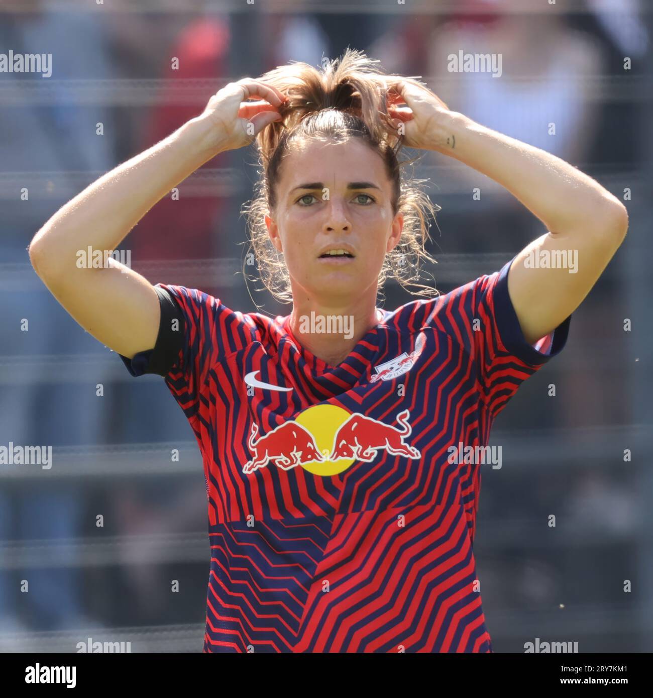 1 fc koeln frauen hi-res stock photography and images - Alamy