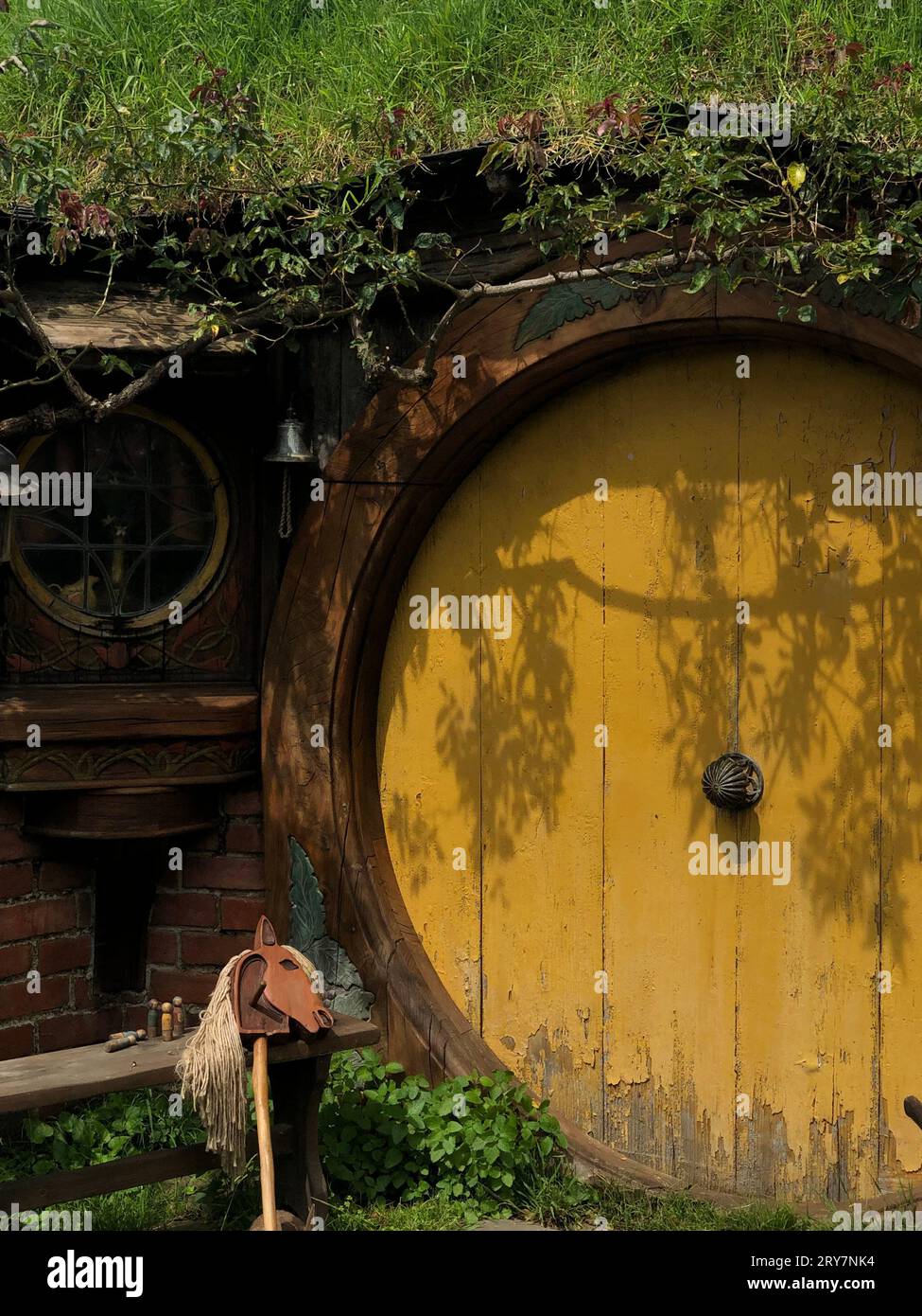 Hobbit wallpaper hi-res stock photography and images - Alamy