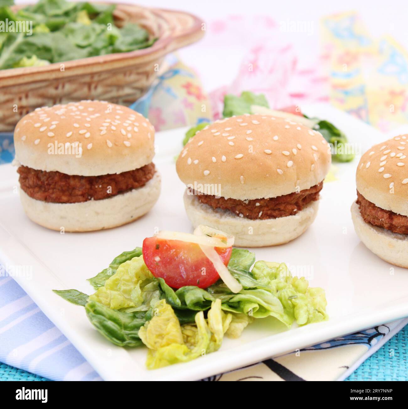 Mini burger hi-res stock photography and images - Alamy