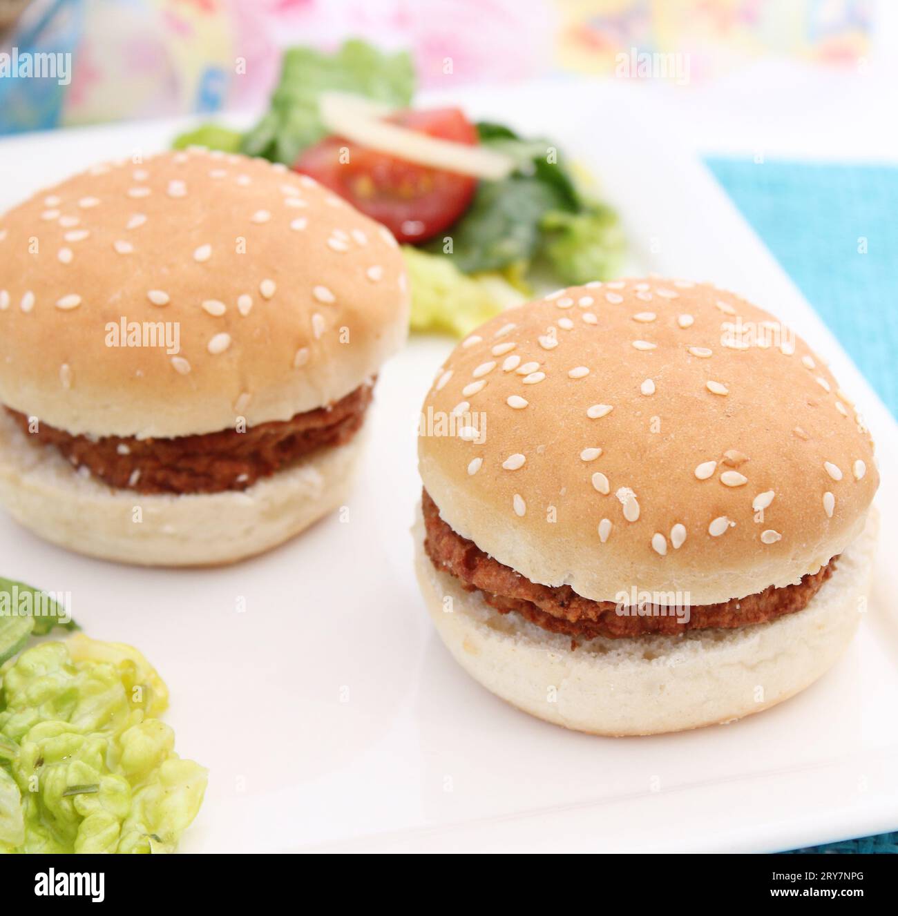 Mini burger hi-res stock photography and images - Alamy