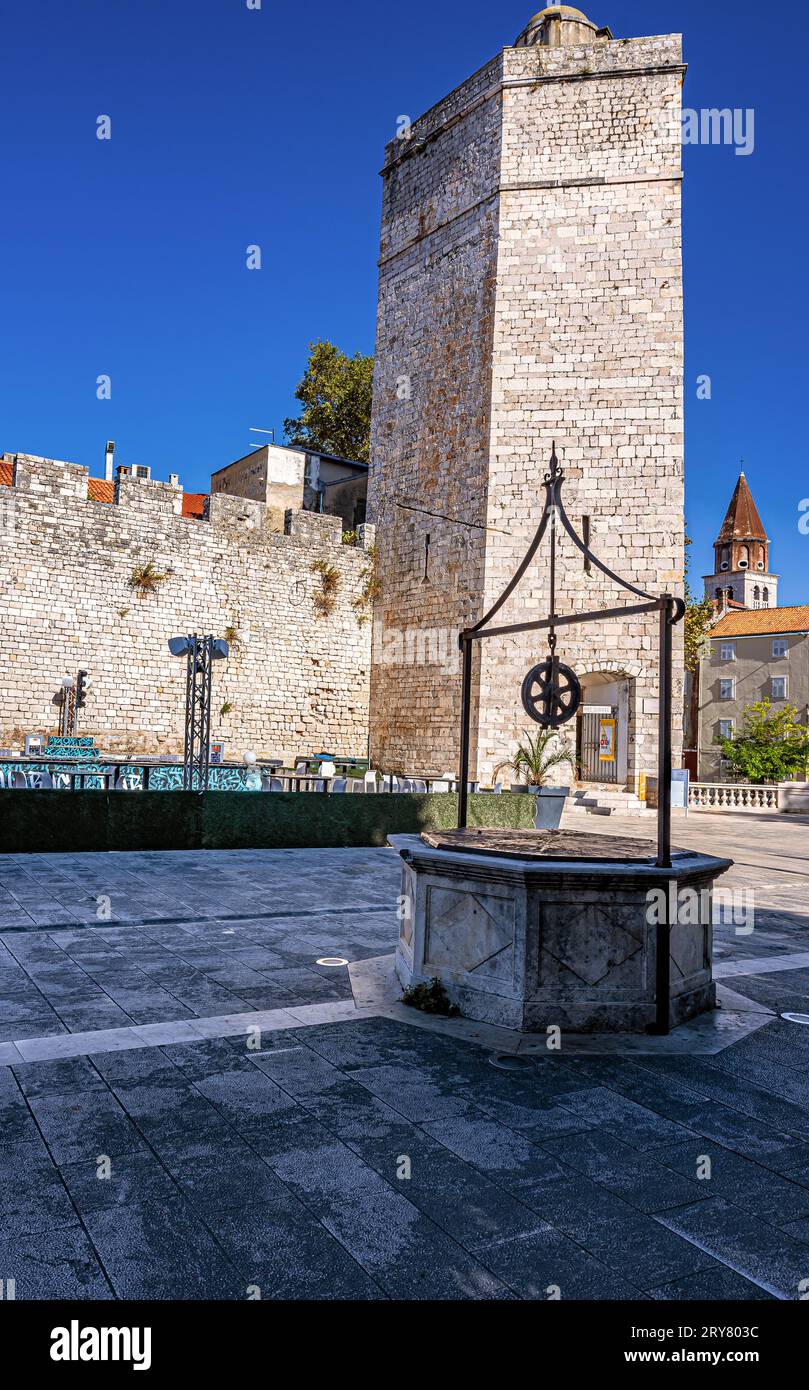CROATIA : ZADAR - CAPTAIN´S TOWER Stock Photo - Alamy