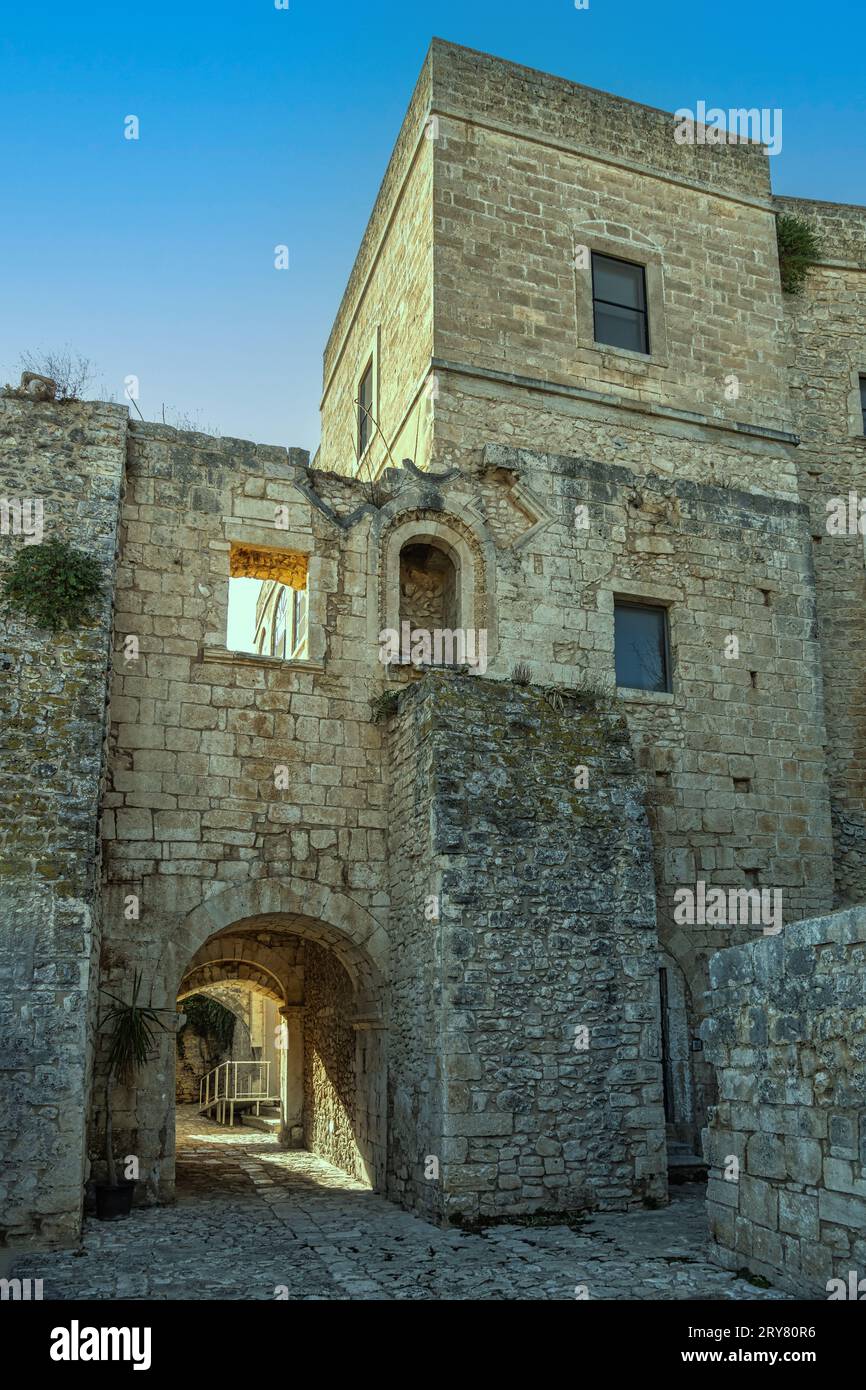 Glimpse of the architecture of the biritual, Latin and Byzantine of the ...