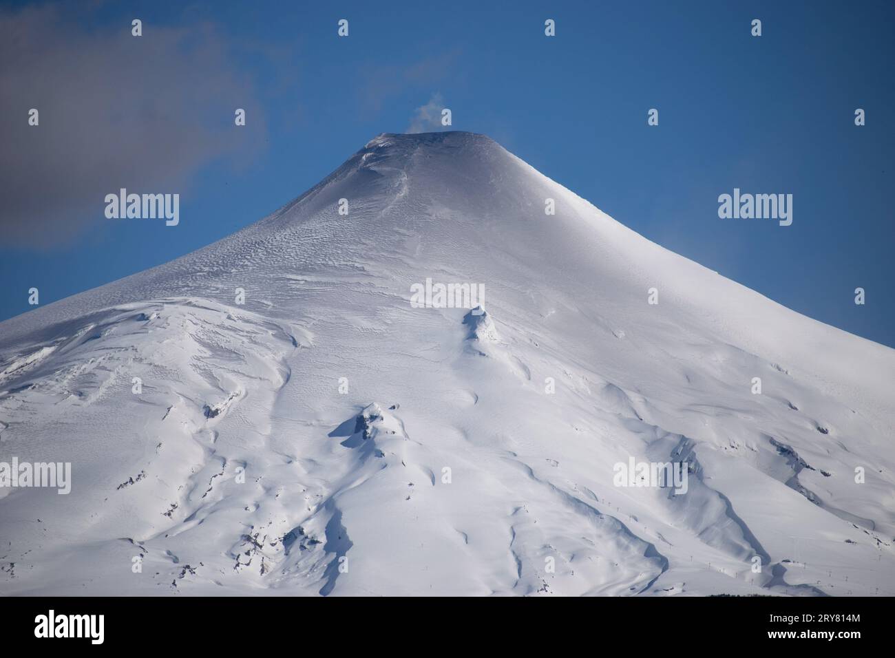 Volcanes chile hi-res stock photography and images - Alamy