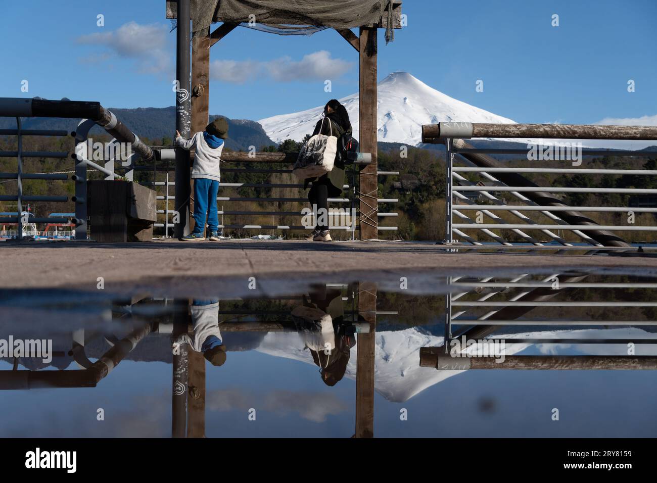 Volcan villarica hi-res stock photography and images - Alamy