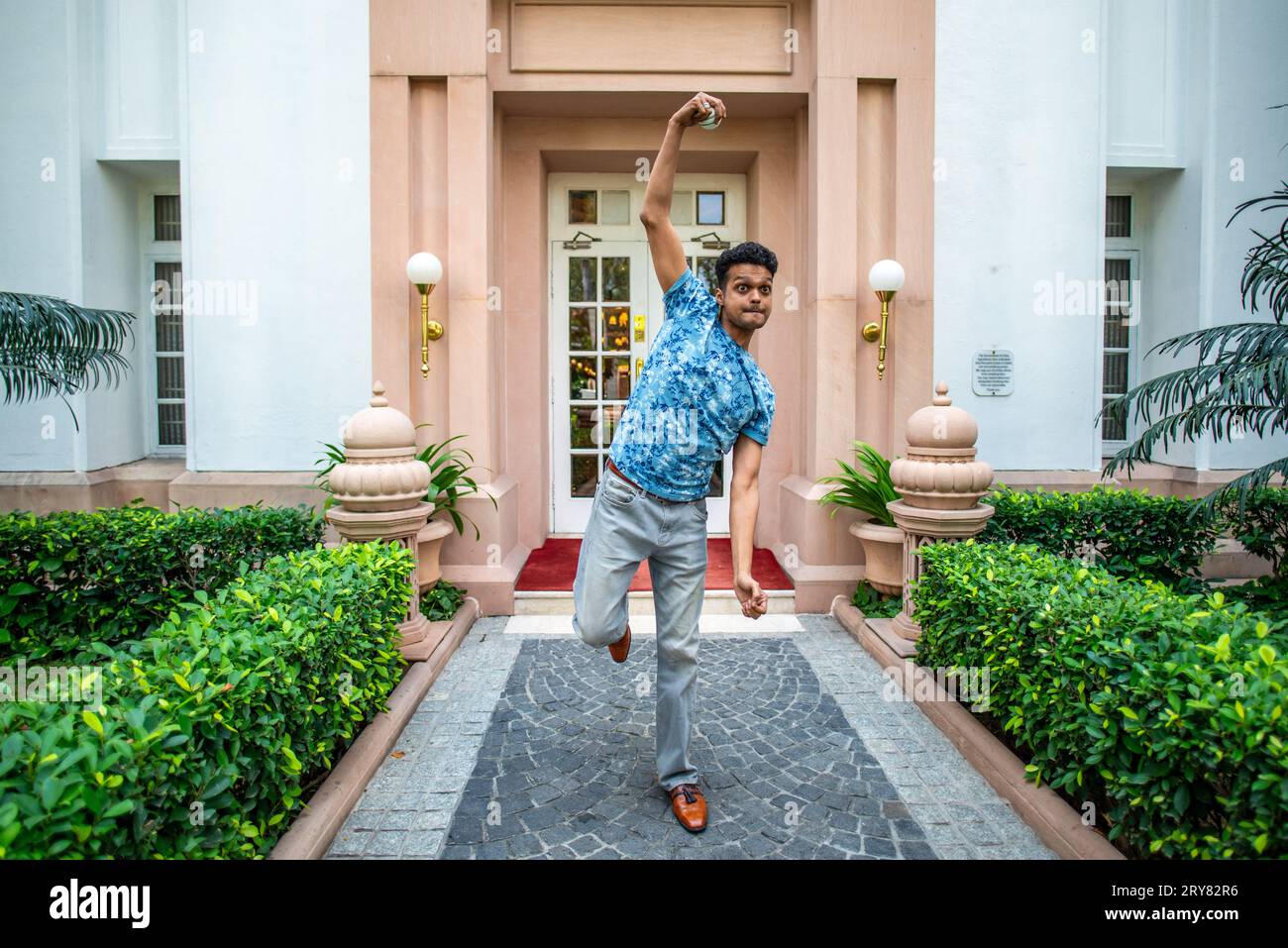 New Delhi, India. 29th Sep, 2023. Actor Madhur Mittal seen posing for ...