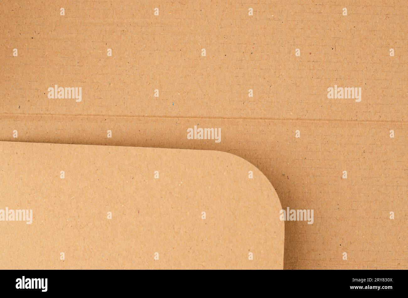 Board packing hi-res stock photography and images - Alamy