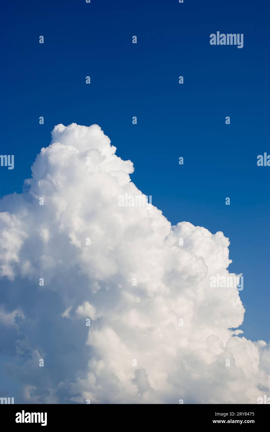 Big sky beautiful white cloud hi-res stock photography and images - Alamy
