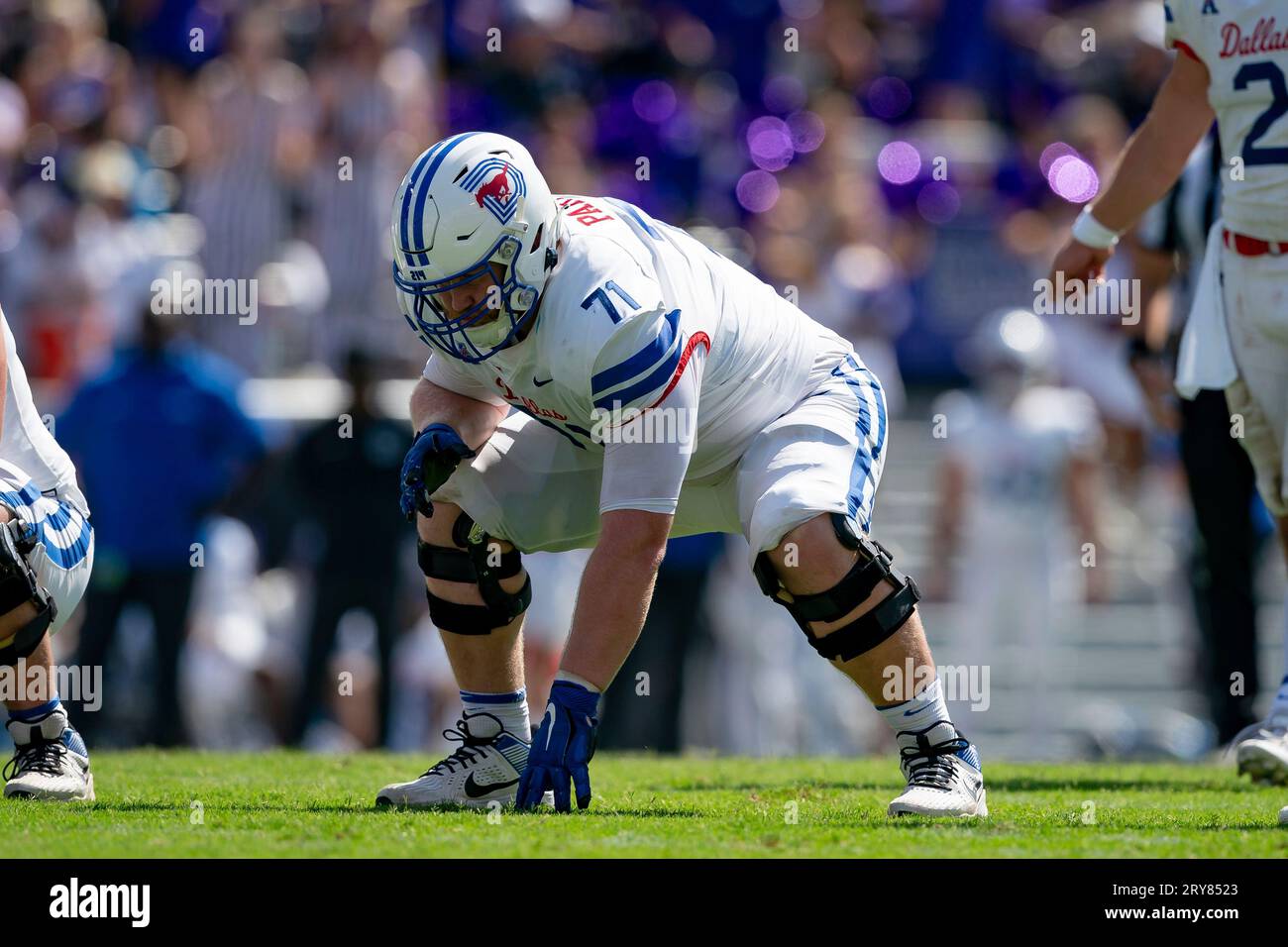 FORT WORTH, TX - SEPTEMBER 23: Southern Methodist Mustangs offensive ...