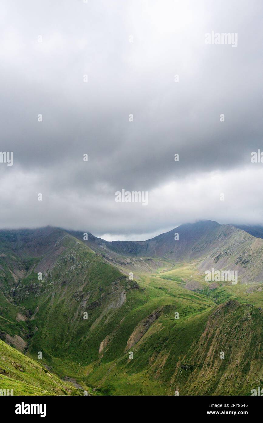 Green wide valley in hi-res stock photography and images - Alamy