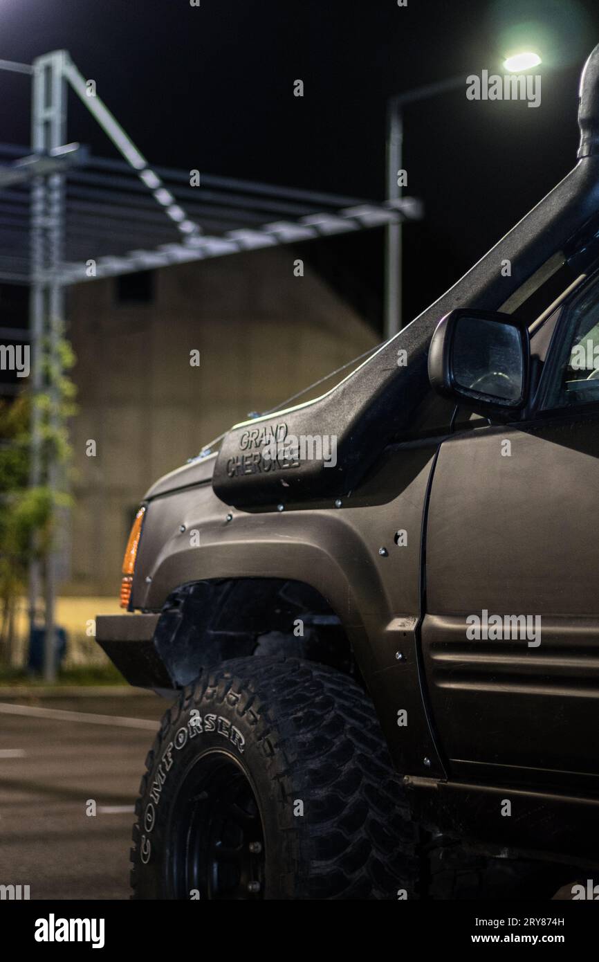 Lifted jeep hi-res stock photography and images - Alamy