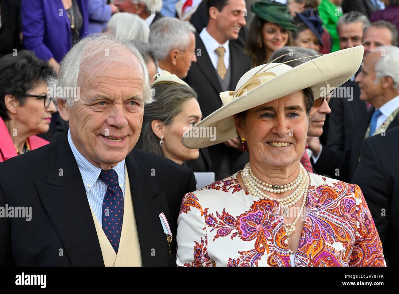 Alfred Prinz von Schönburg-Hartenstein mit seiner Frau Marie Therese ...