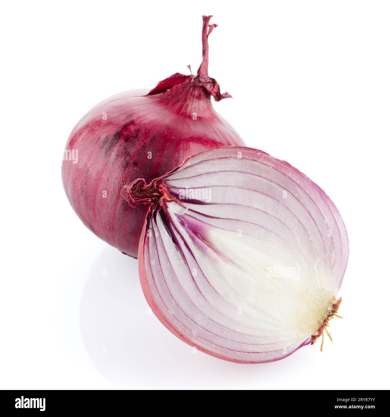 Red sliced onion Stock Photo - Alamy