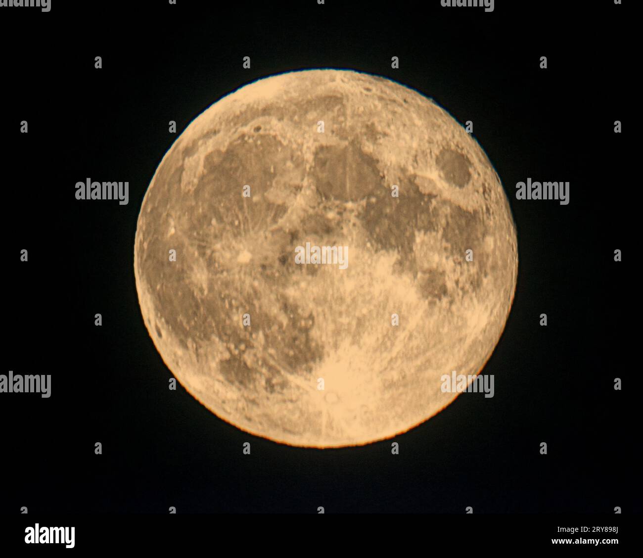 September moon uk hi-res stock photography and images - Alamy