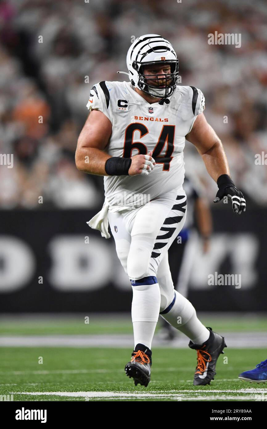 Cincinnati Bengals center Ted Karras (64) runs for the play during an ...