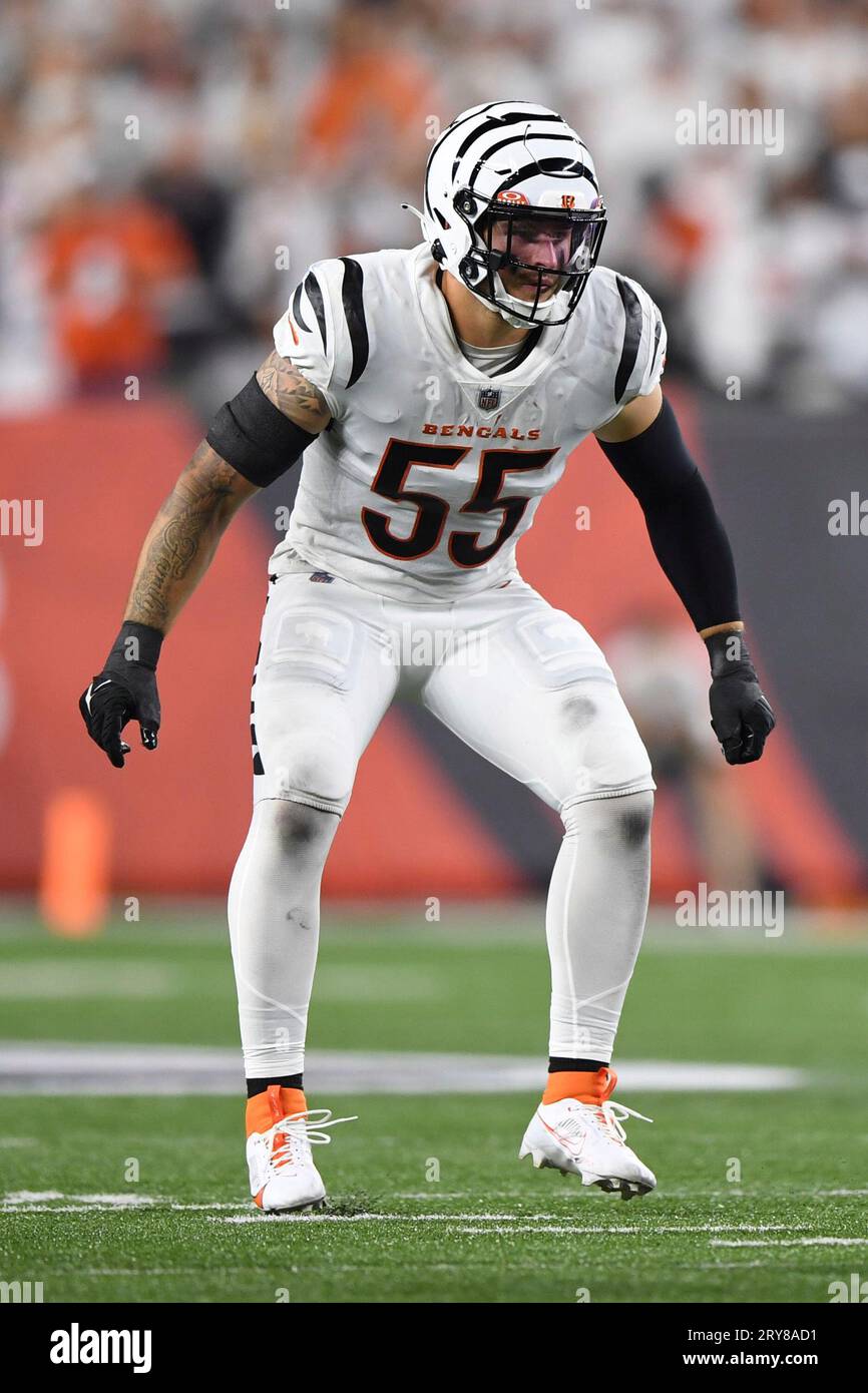 Cincinnati Bengals linebacker Logan Wilson (55) lines up for the play ...