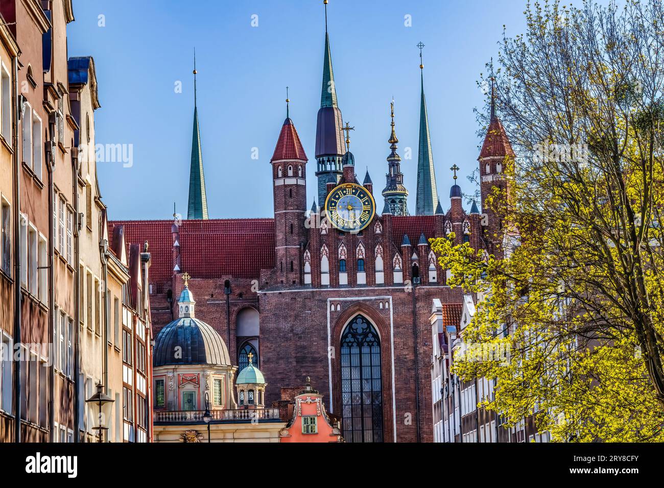Royal Chapel St Mary's Church Basilica of the Assumption of the Blessed ...