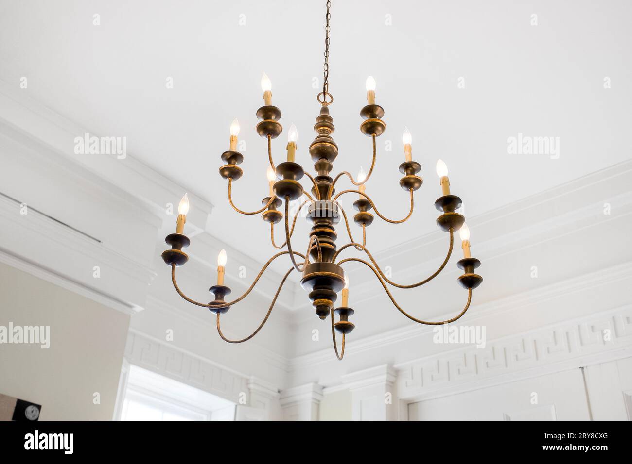 Luxury Vintage Black and Gold Chandelier with Twelve Candlestick Lights ...