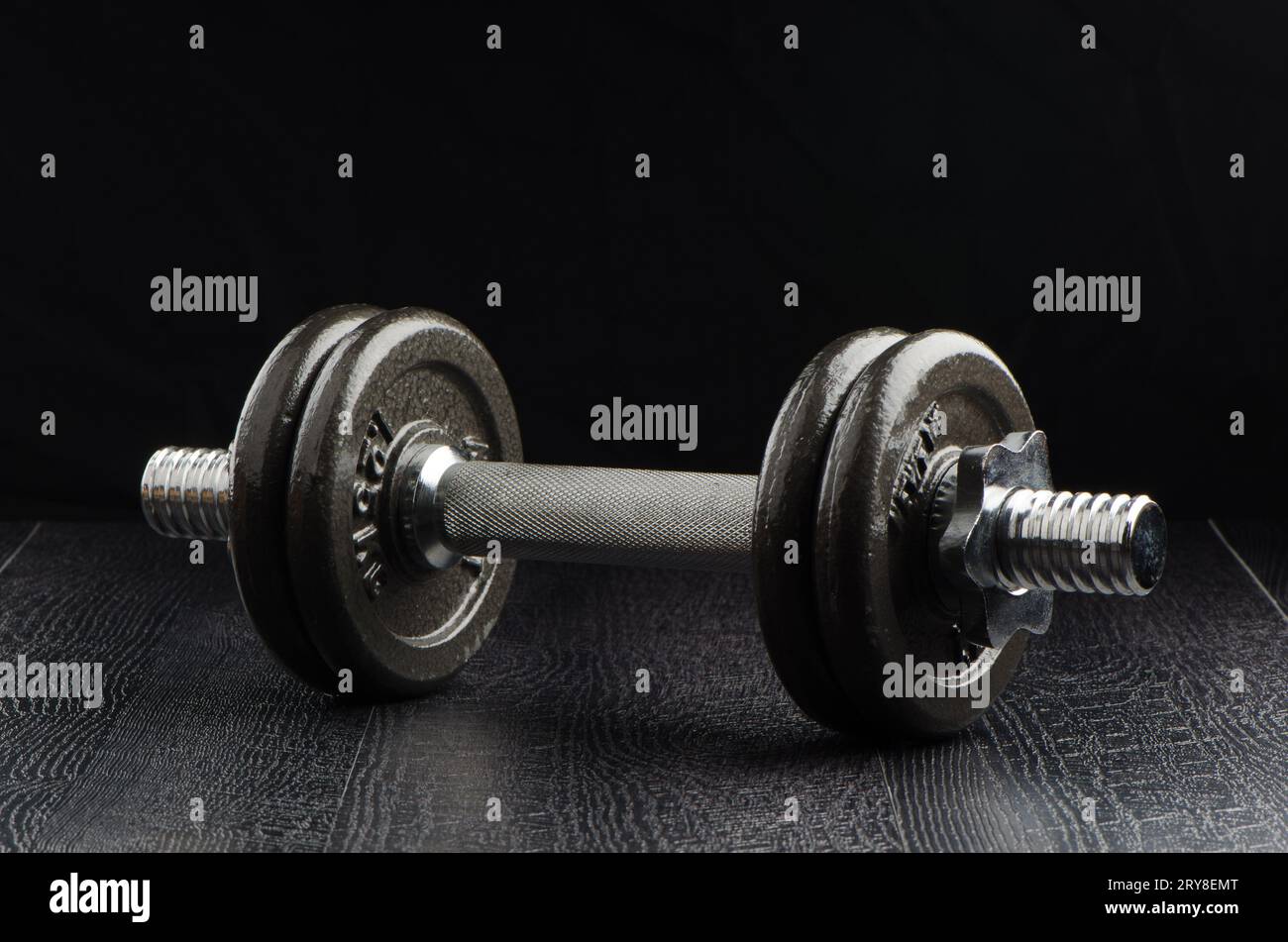 Weights strength hi-res stock photography and images - Alamy