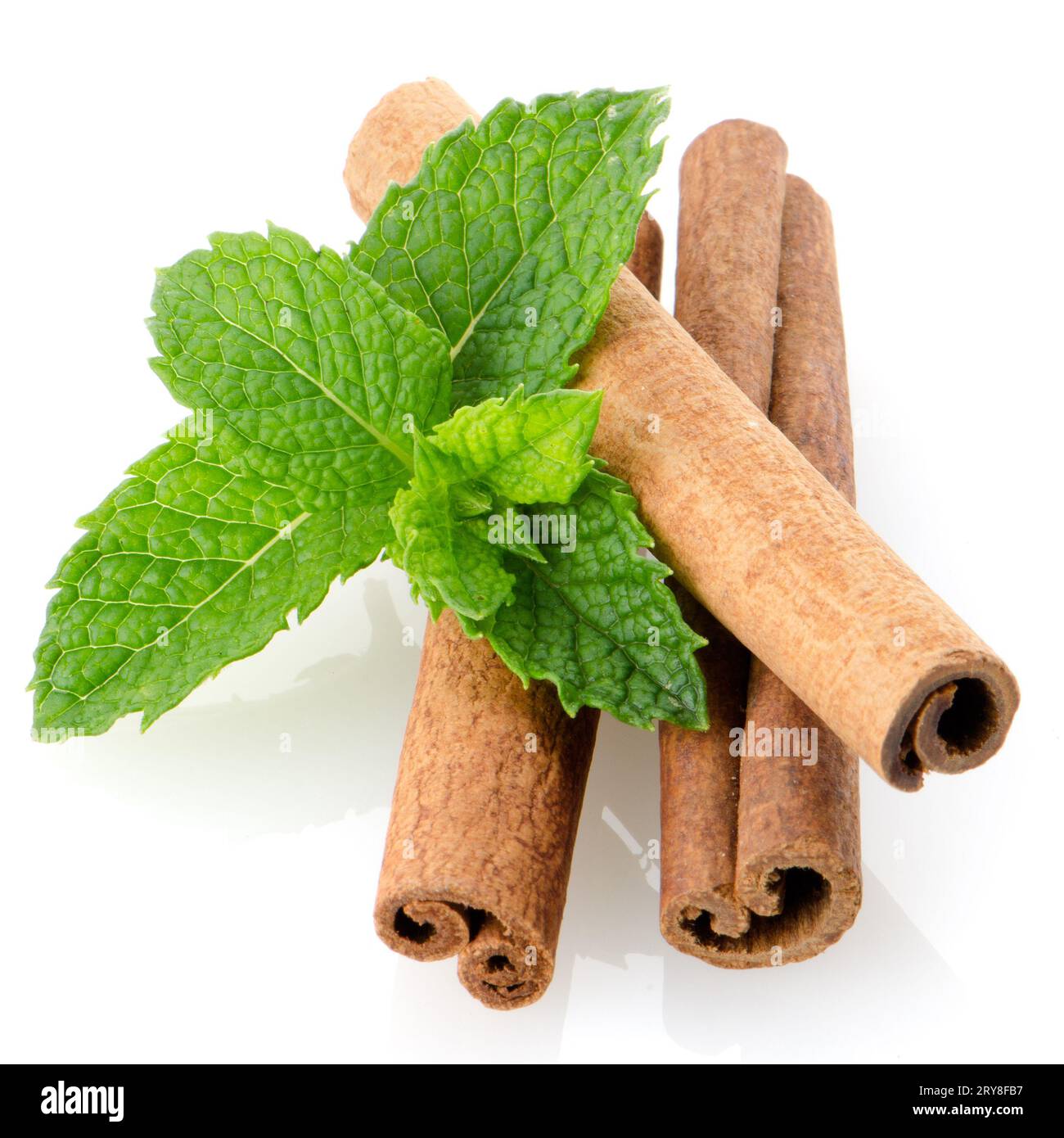 Food ingredient cinnamon Cut Out Stock Images & Pictures - Alamy