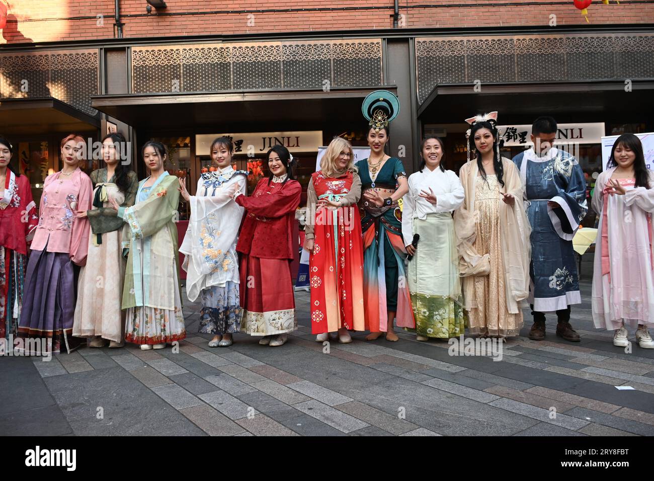 Chinatown London, UK. 29th Sep, 2023. Hanfu immersion performance ...