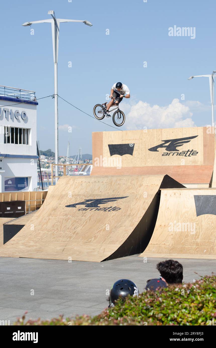 Matt roe hi-res stock photography and images - Alamy