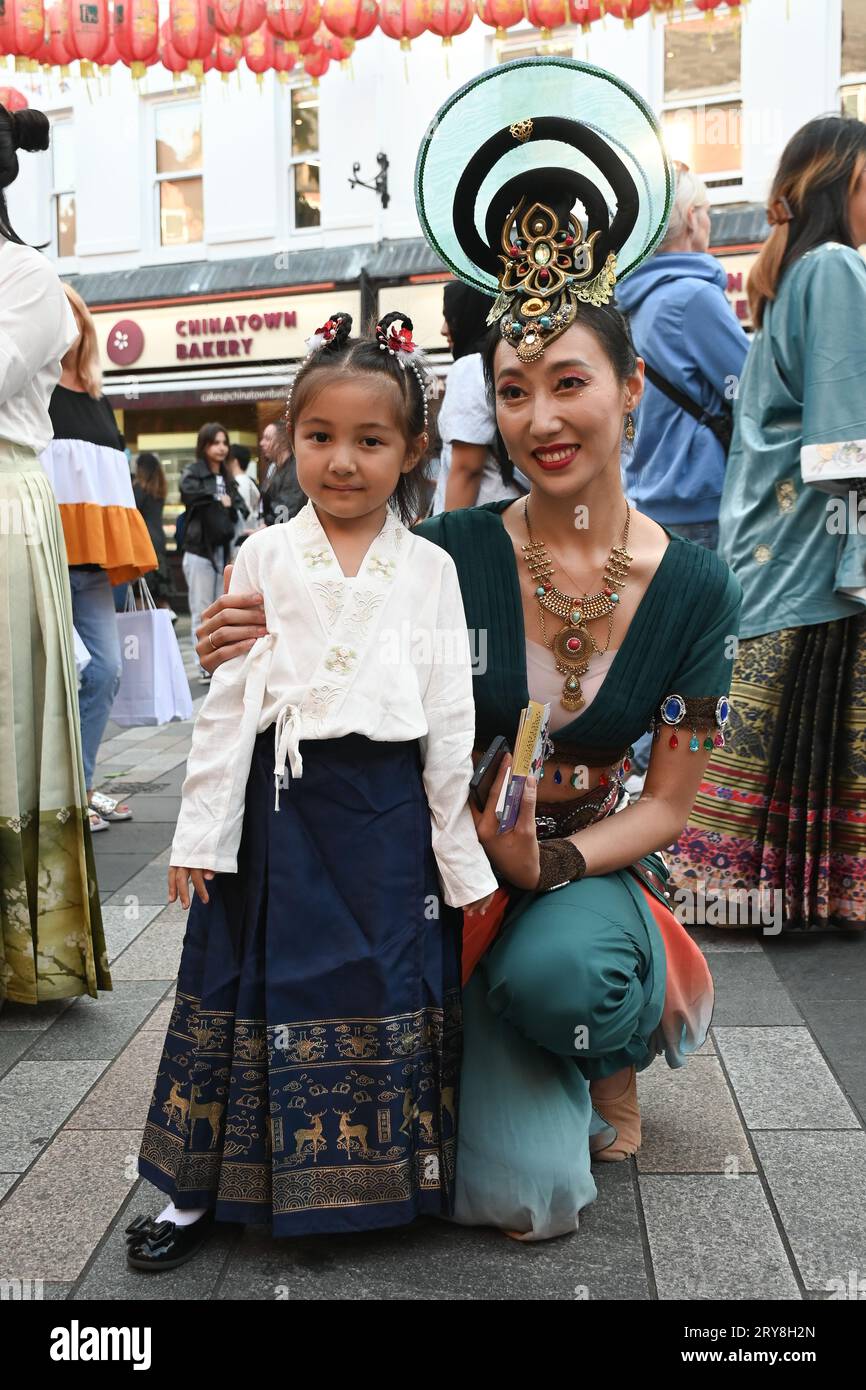 Chinatown London, UK. 29th Sep, 2023. London Chinatown, UK. Hangyu Zhou performs Dun Huang Dance ...