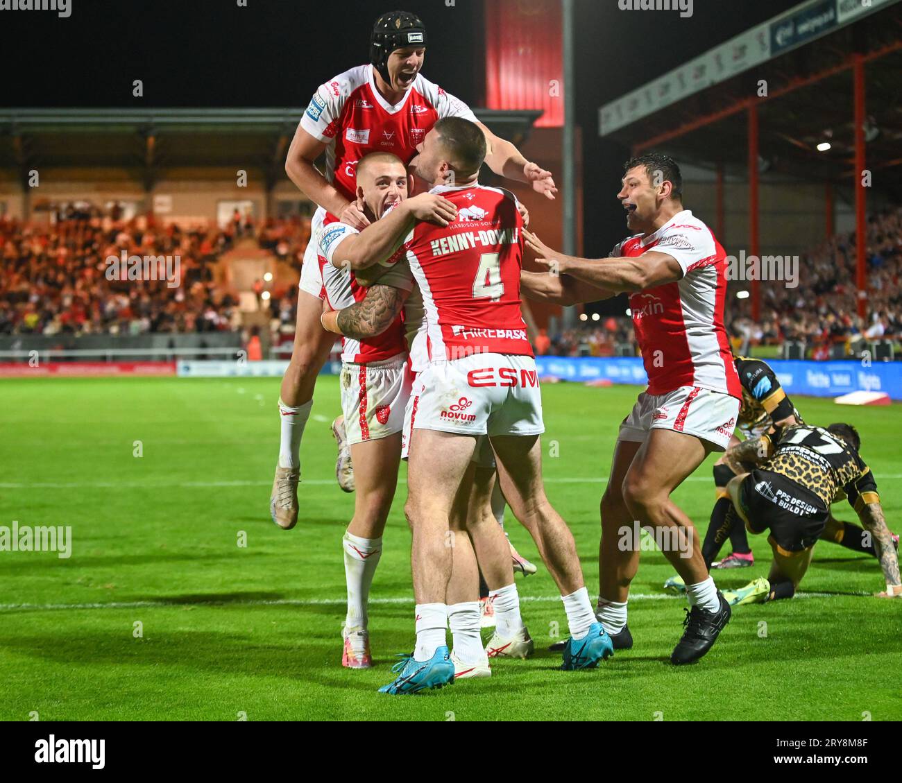 Sam luckley hull kr hi-res stock photography and images - Alamy