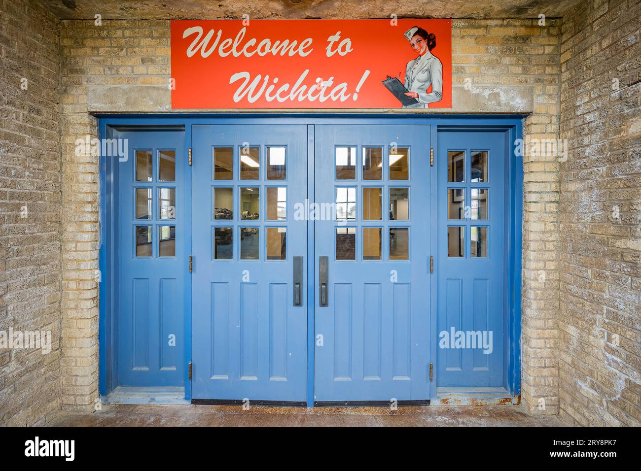 Welcome to kansas sign hi-res stock photography and images - Alamy