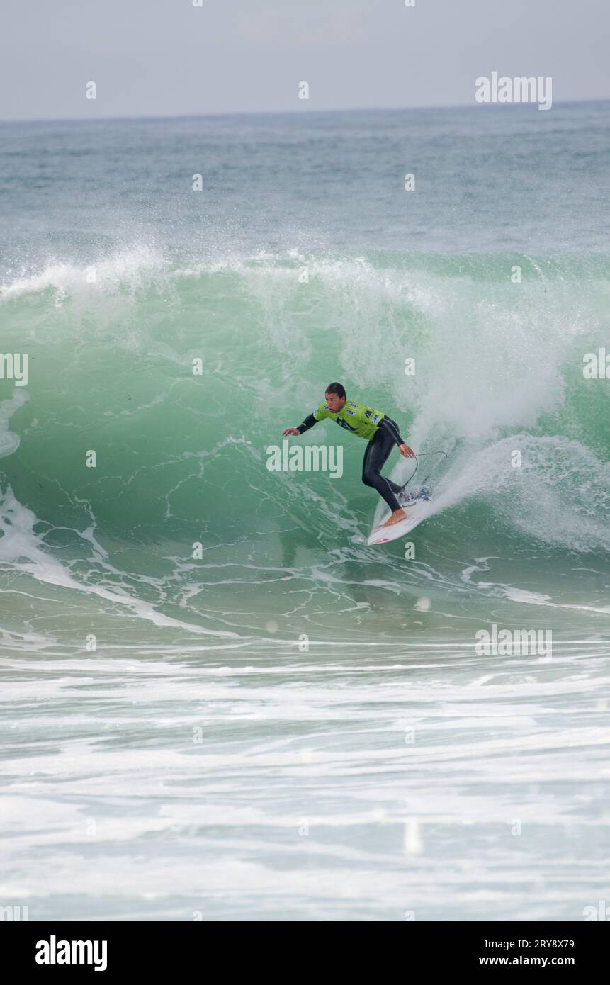 Beach surfer wave ripcurl hi-res stock photography and images - Alamy